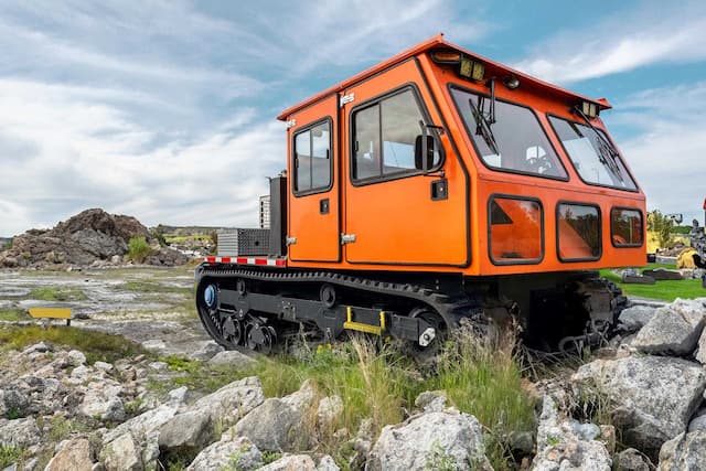 Kodiak K10 Crawler Carrier